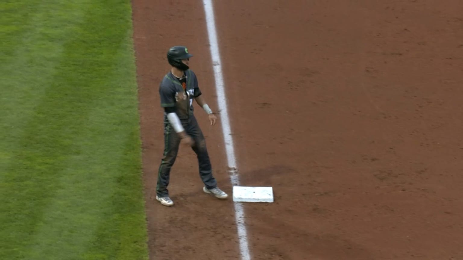 Grant McCray steals three bags for High-A Eugene | 04/26/2023 | MLB.com