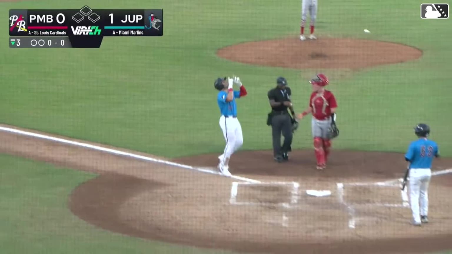 Chris Arroyo's first home run | 08/30/2025 | MLB.com