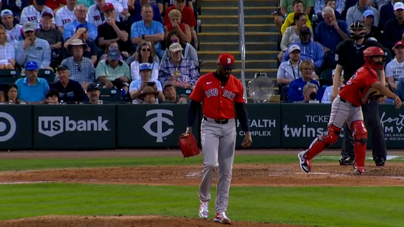 Aroldis Chapman strikes out Byron Buxton | 03/20/2025 | MLB.com