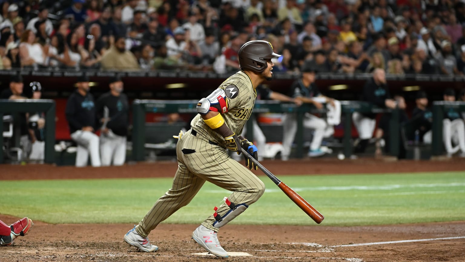 Luis Arraez singles to collect first RBI with Padres | 05/04/2024 | MLB.com