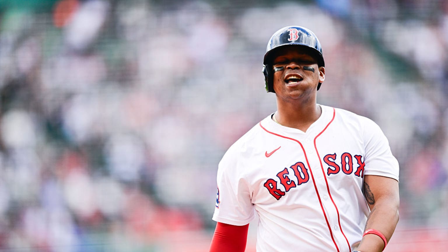 The latest on Devers, trade market for Mullins, more | 05/12/2025 | MLB.com