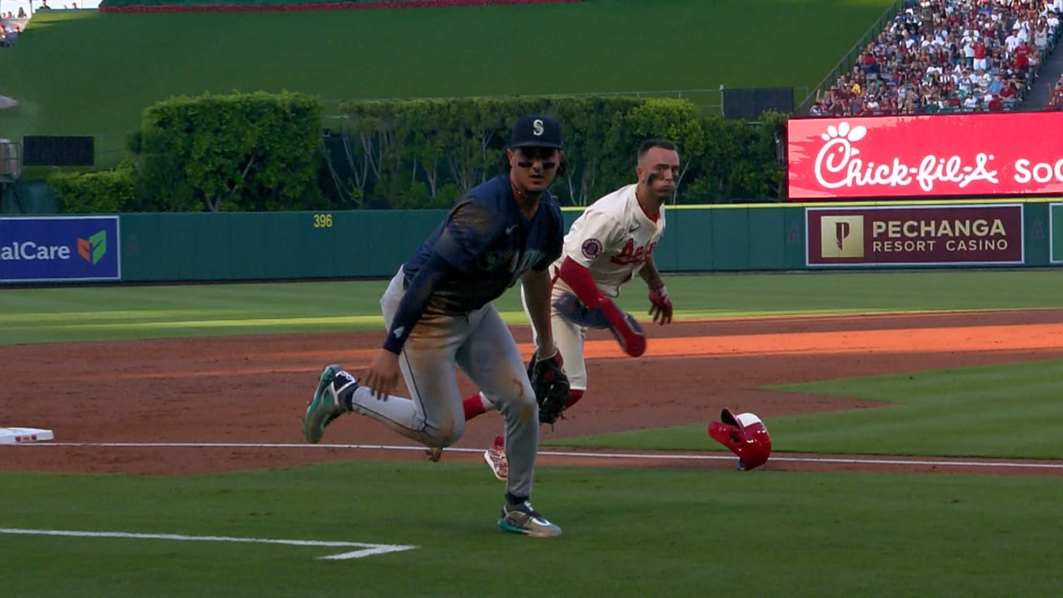 Angels score two on Jo Adell's RBI single, error | 07/13/2024 | Los ...