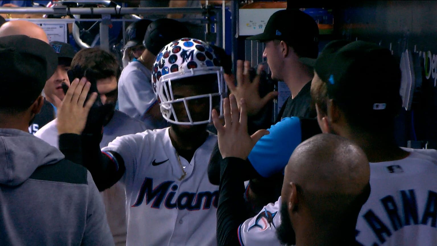 Lewin Díaz sacude jonrón solitario en el 8vo | 25/09/2022 | Los Pirates ...