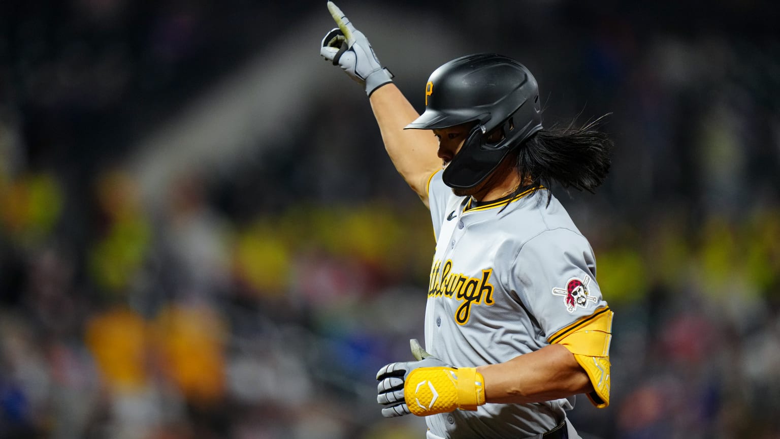 Connor Joe's RBI single | 04/15/2024 | Pittsburgh Pirates