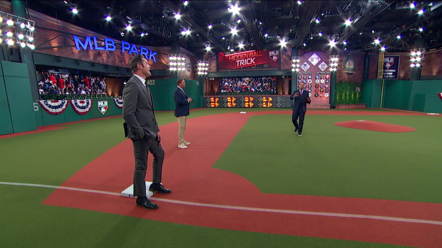 Breaking down a hidden ball trick for a double play | 06/04/2024 ...