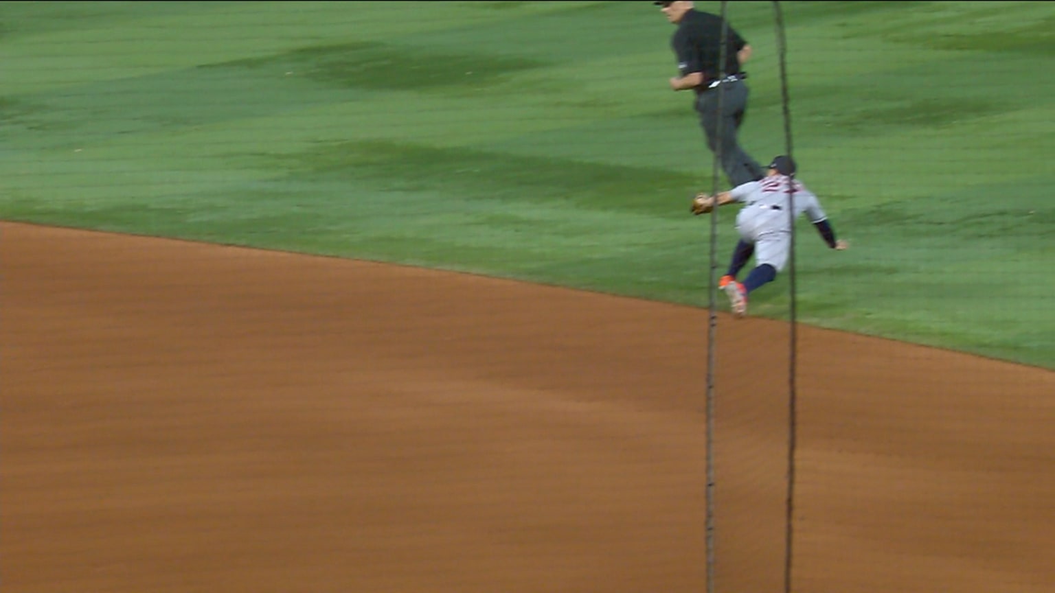 Jose Altuve's diving stop | 08/06/2025 | Houston Astros