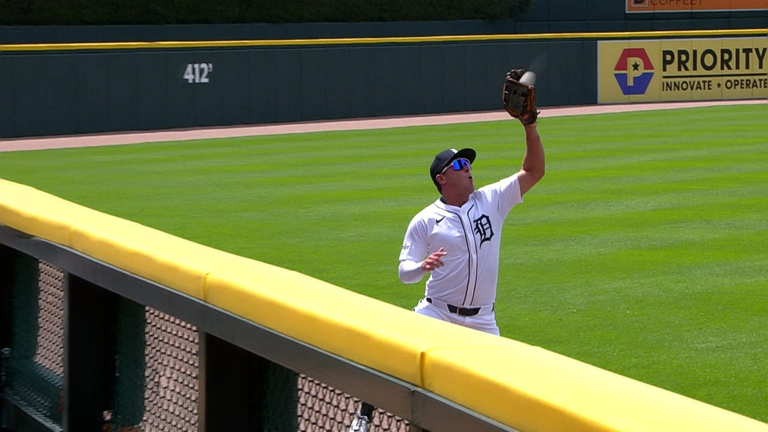 Kerry Carpenter's leaping catch | 07/30/2025 | Detroit Tigers