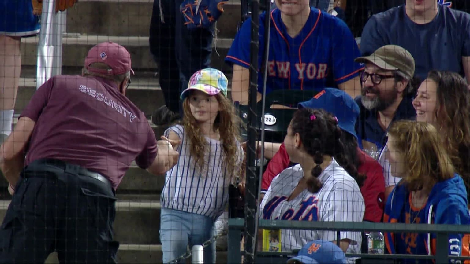 Young fan tries to throw away a gifted baseball | 05/16/2023 | New York ...