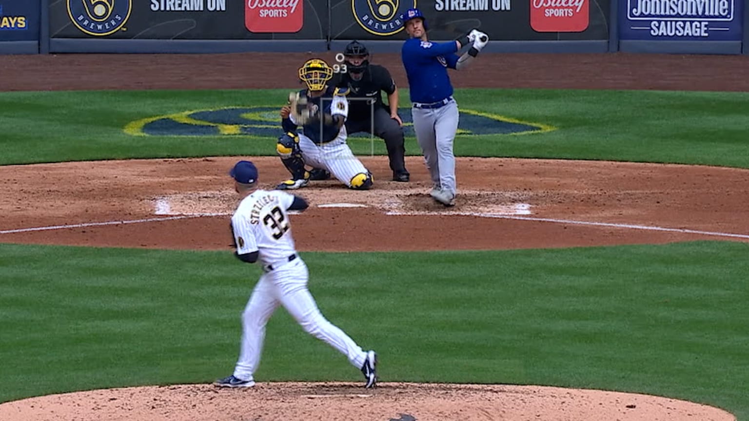 Yan Gomes lifts a sacrifice fly to center field | 08/28/2022 | MLB.com