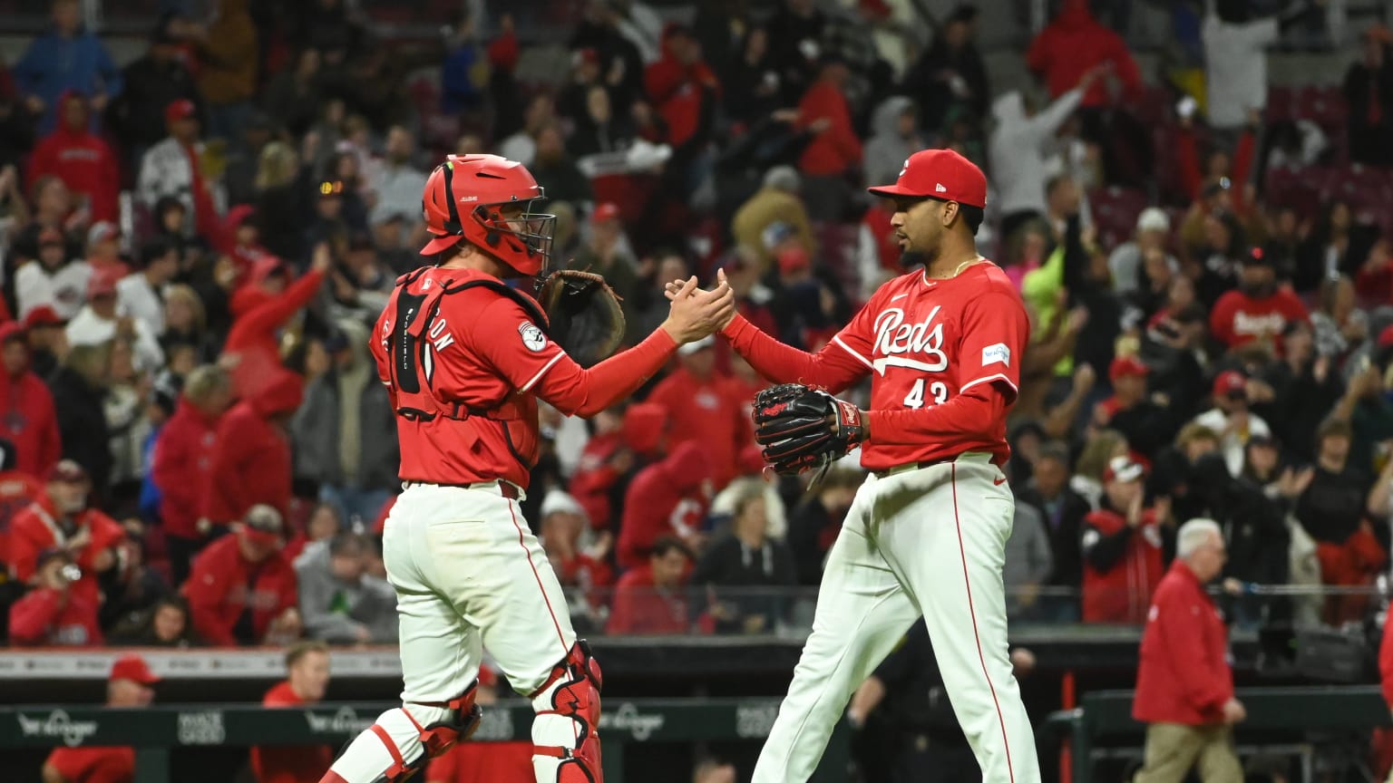 Alexis Díaz earns 50th career save | 04/20/2024 | Cincinnati Reds