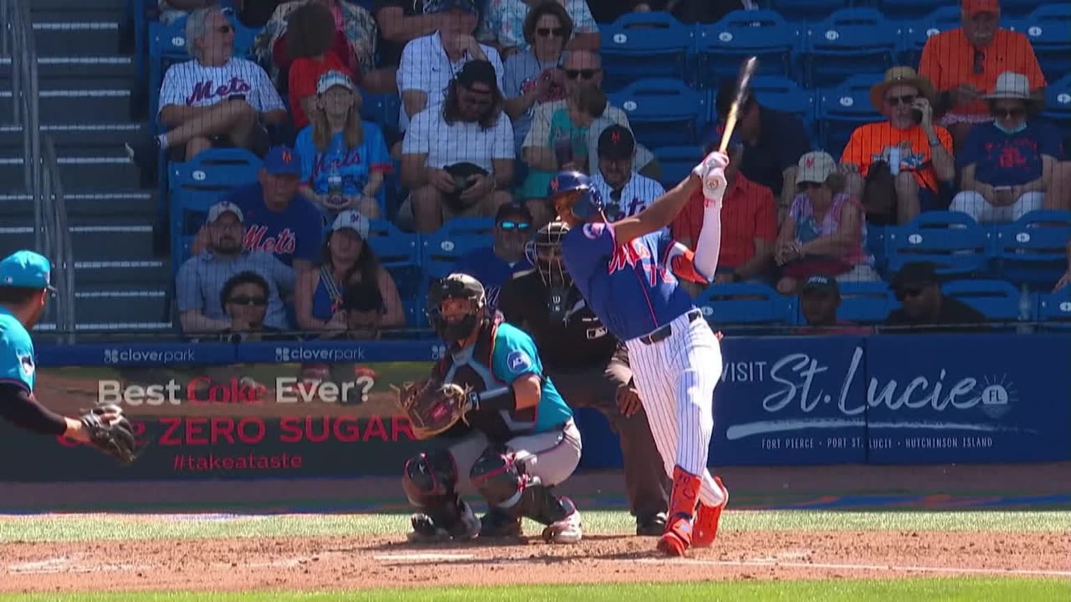 Alex Ramírez lines an RBI double to right field | 02/27/2024 | New York ...