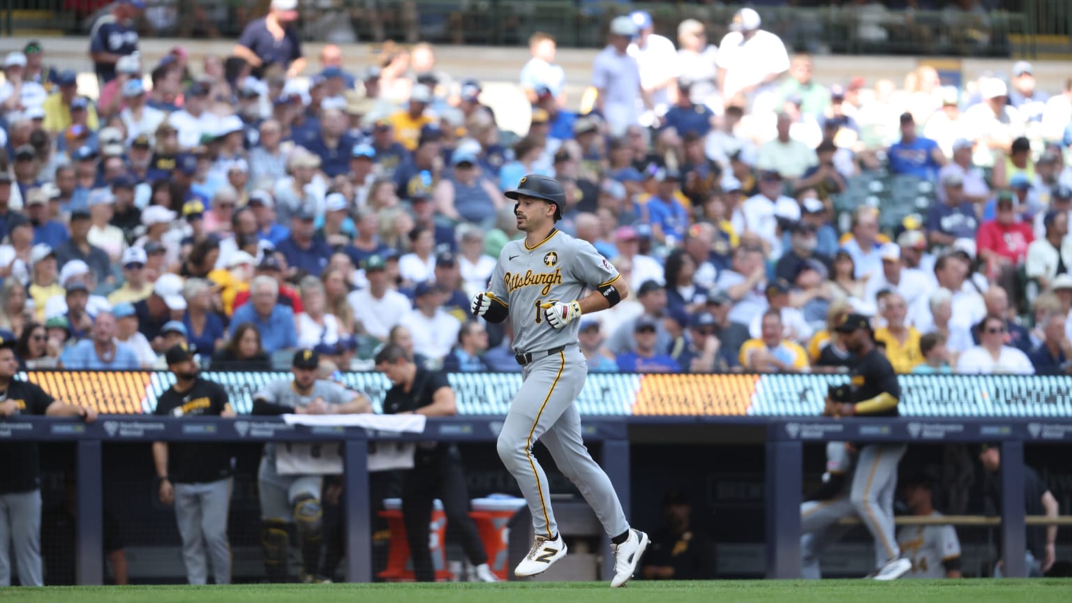 Bryan Reynolds' three-run homer (12) | 08/13/2025 | MLB.com