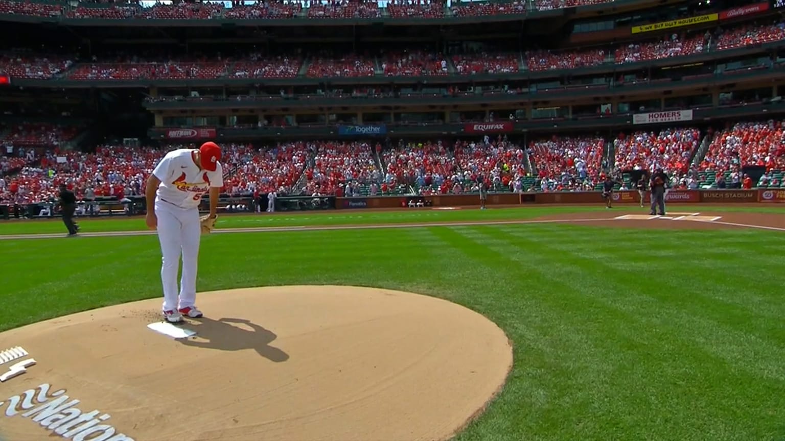 Adam Wainwright strikes out two over five innings | 09/08/2022 ...