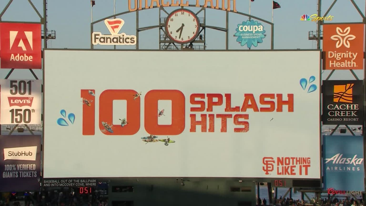 Giants fans cheer as the Splash counter hits 100 | 06/02/2023 | San ...
