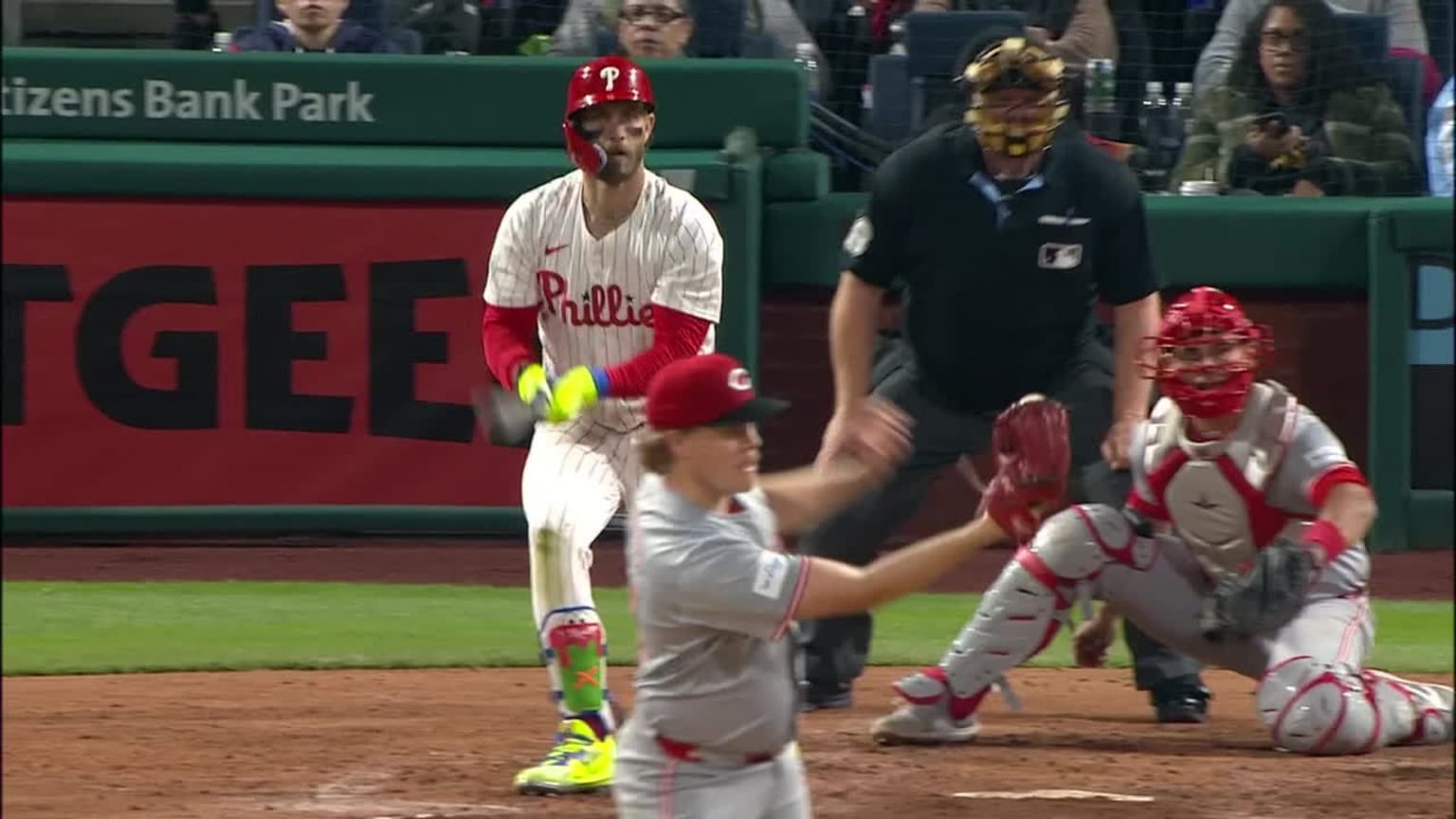 Andrew Abbott reacts quickly to make a slick catch | 04/01/2024 ...