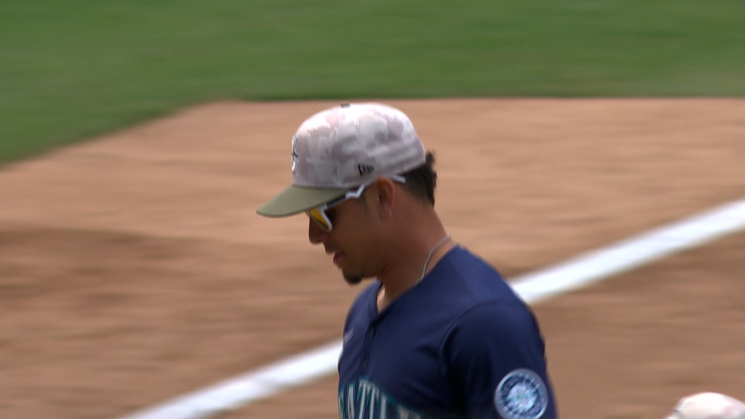 Leo Rivas' incredible defensive game | 05/18/2025 | Seattle Mariners