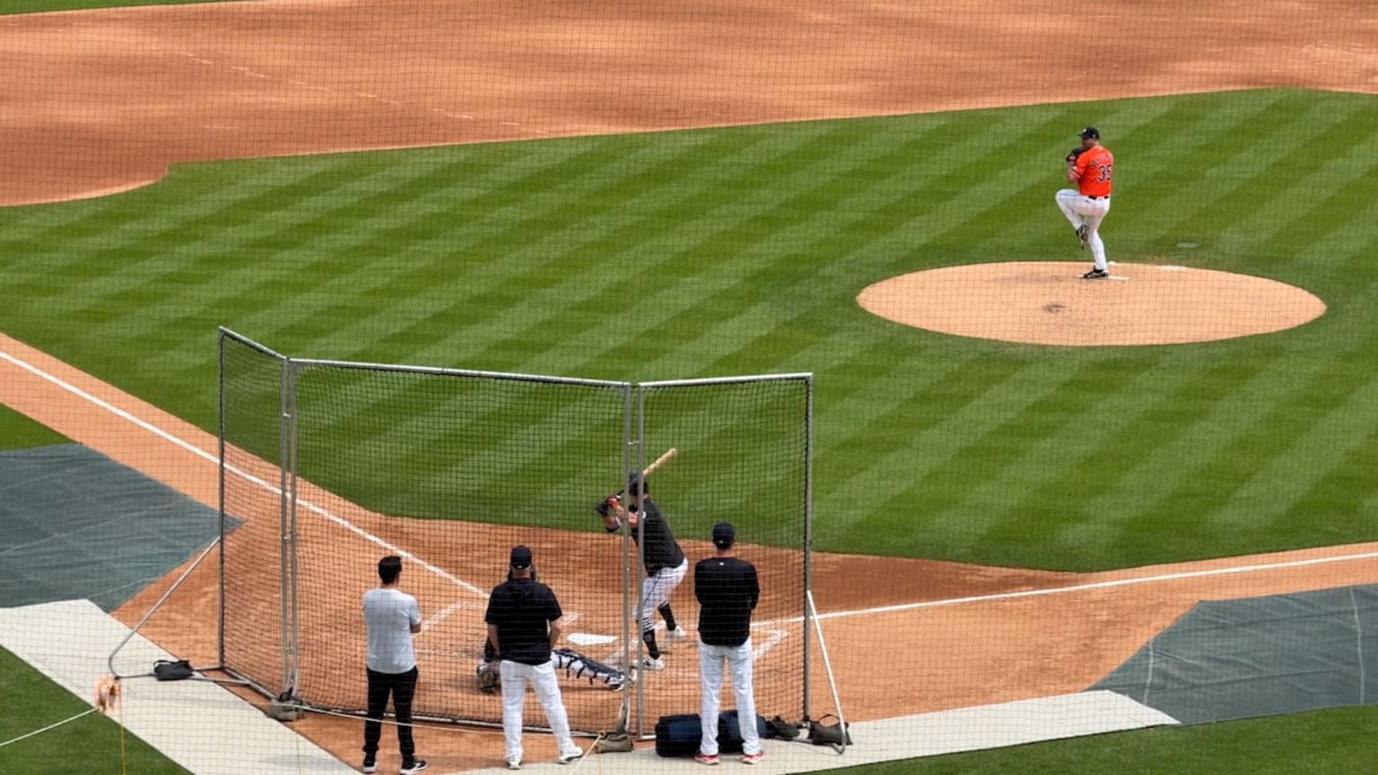Justin Verlander tosses live BP | 05/27/2026 | Detroit Tigers