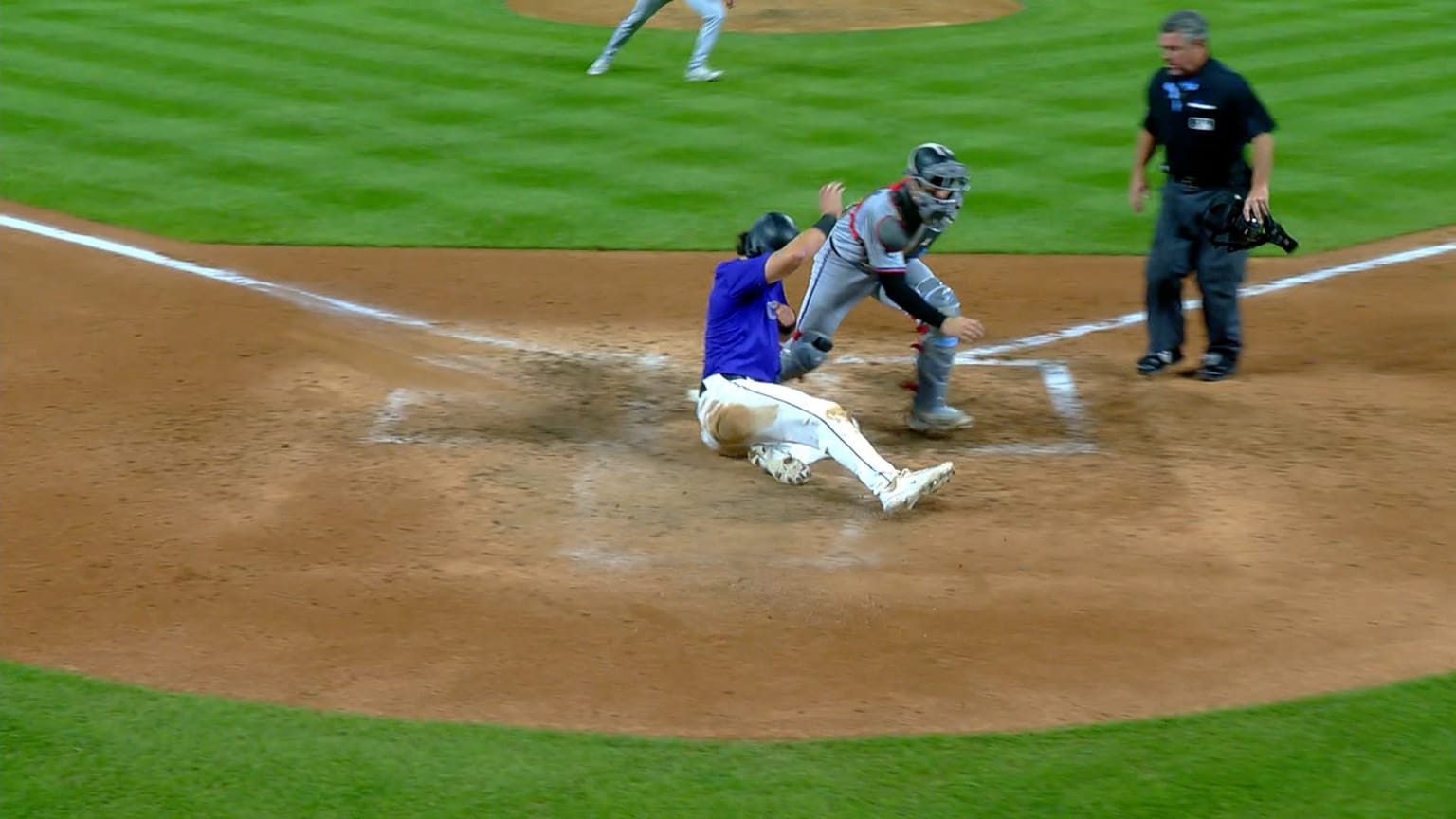 Rockies score two off fielder's choice | 08/28/2024 | Colorado Rockies