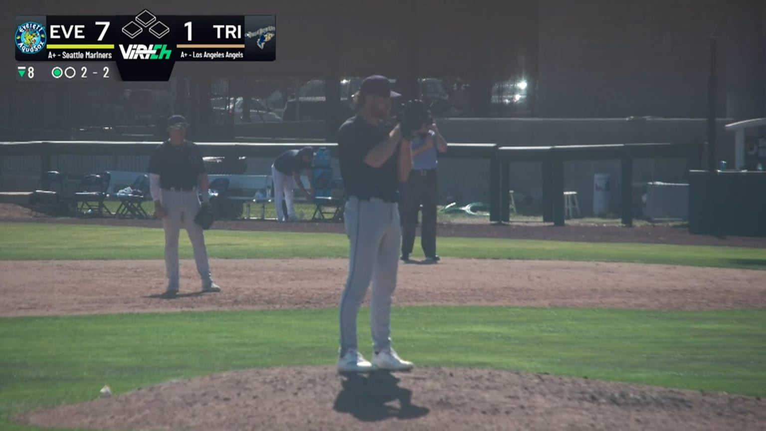 Hunter Cranton strikes out a pair of hitters | 07/14/2025 | Seattle ...
