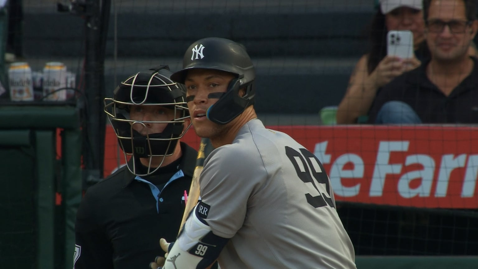 Aaron Judge singles to load the bases | 05/26/2025 | MLB.com