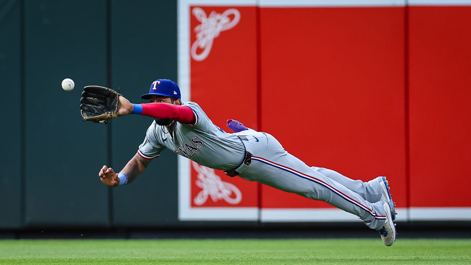 Derek Hill's incredible diving catch | 06/29/2024 | MLB.com