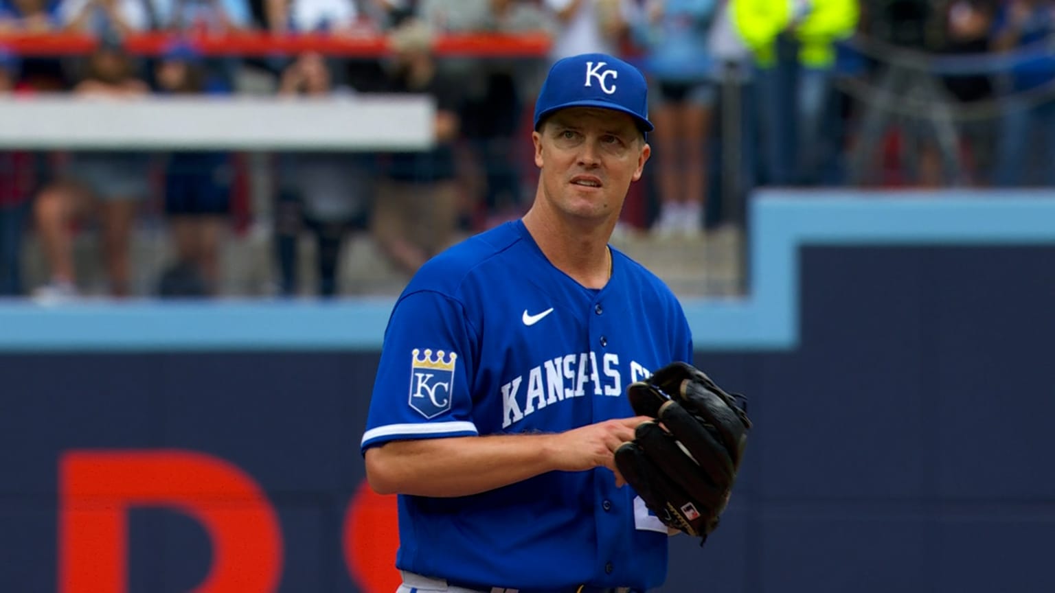 Zack Greinke strikes out four in his relief | 09/09/2023 | Kansas City ...