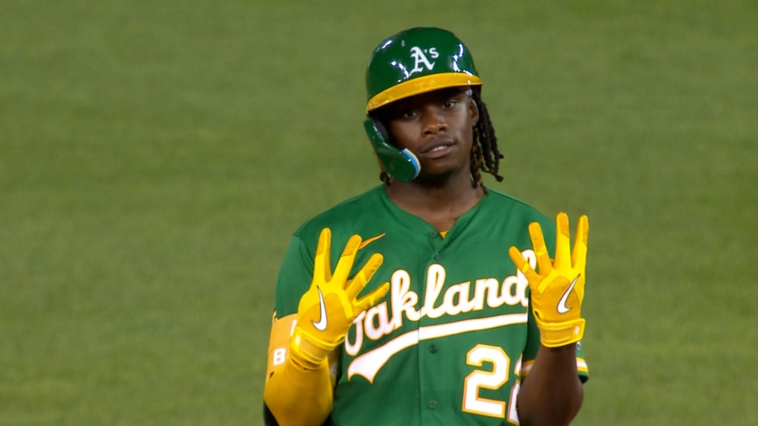 Lawrence Butler collects his first Major League hit | 08/12/2023 ...