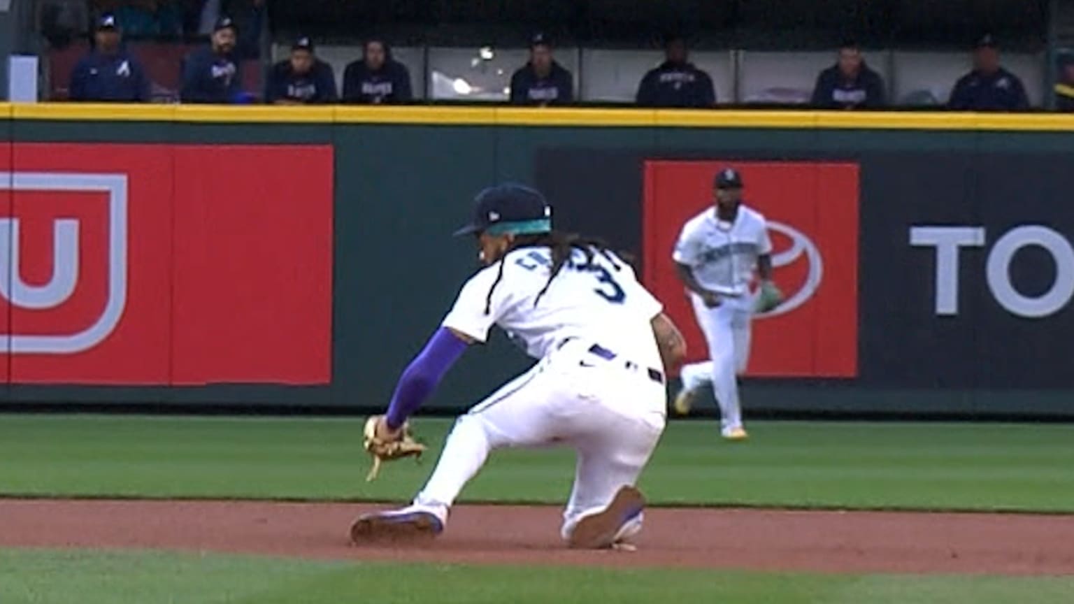 J.P. Crawford's sliding stop | 05/05/2026 | Seattle Mariners