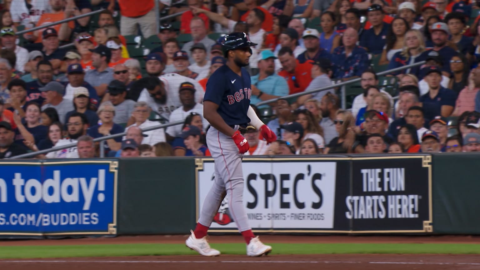 Pablo Reyes smacks a RBI groundout to short | 08/24/2023 | Boston Red Sox