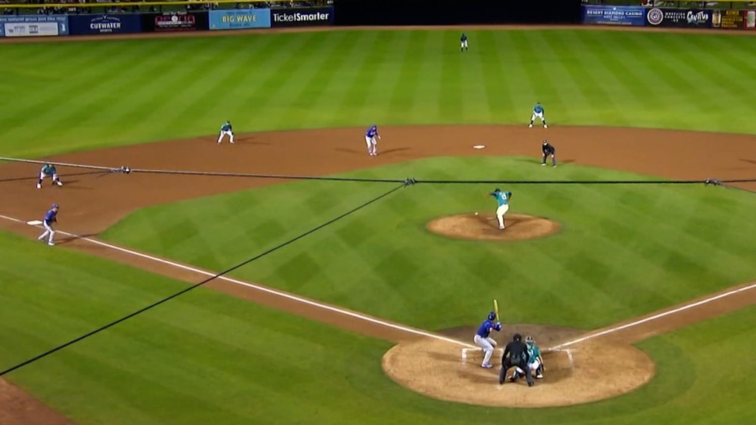 Miguel Vargas remolca a Luke Williams en la 7ma | 22/03/2023 | Los ...