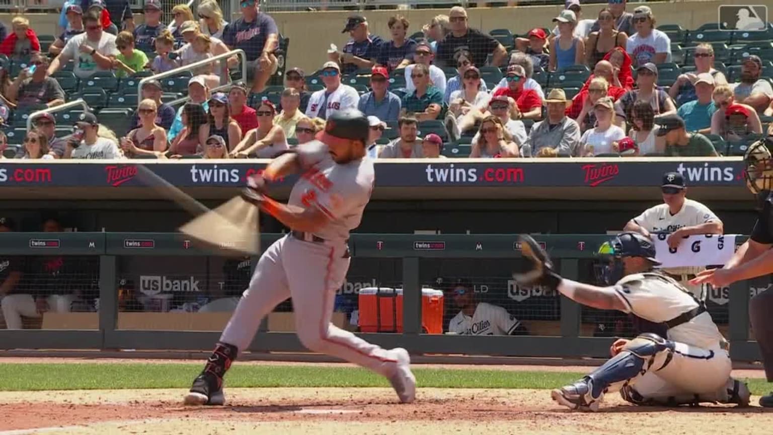 Anthony Santander hits a solo homer in the 6th inning | 07/09/2023 ...