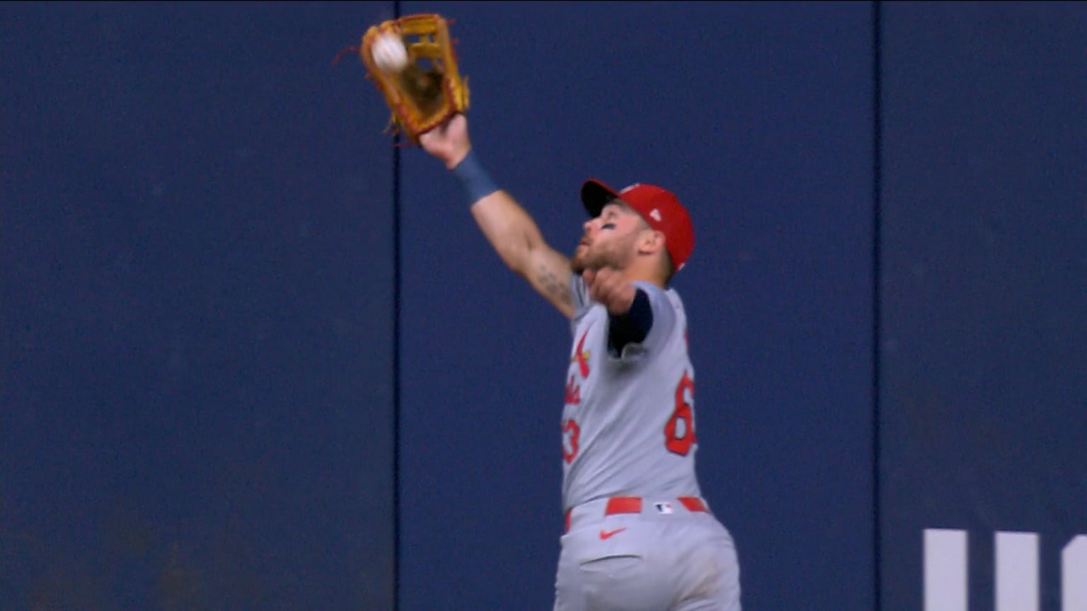 Michael Siani's impressive over the shoulder grab | 06/17/2024 | St ...