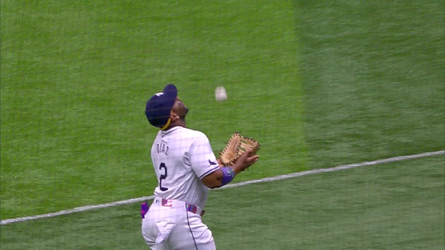 Yandy Díaz's over-the-shoulder basket catch | 05/30/2024 | Tampa Bay Rays