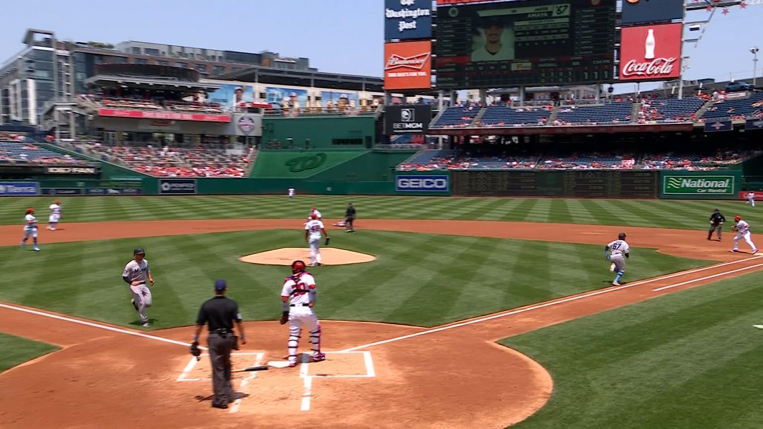 Jacob Amaya scores Fortes with an RBI groundout | 06/18/2023 | Miami ...