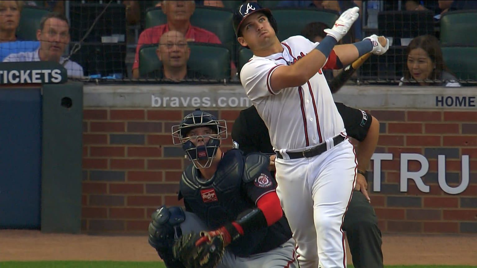 Riley rips homer into front row in left, 1-0 Braves | 09/19/2022 ...