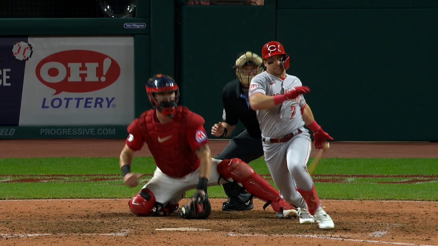 Spencer Steer hits an RBI groundout to shortstop | 09/27/2023 ...