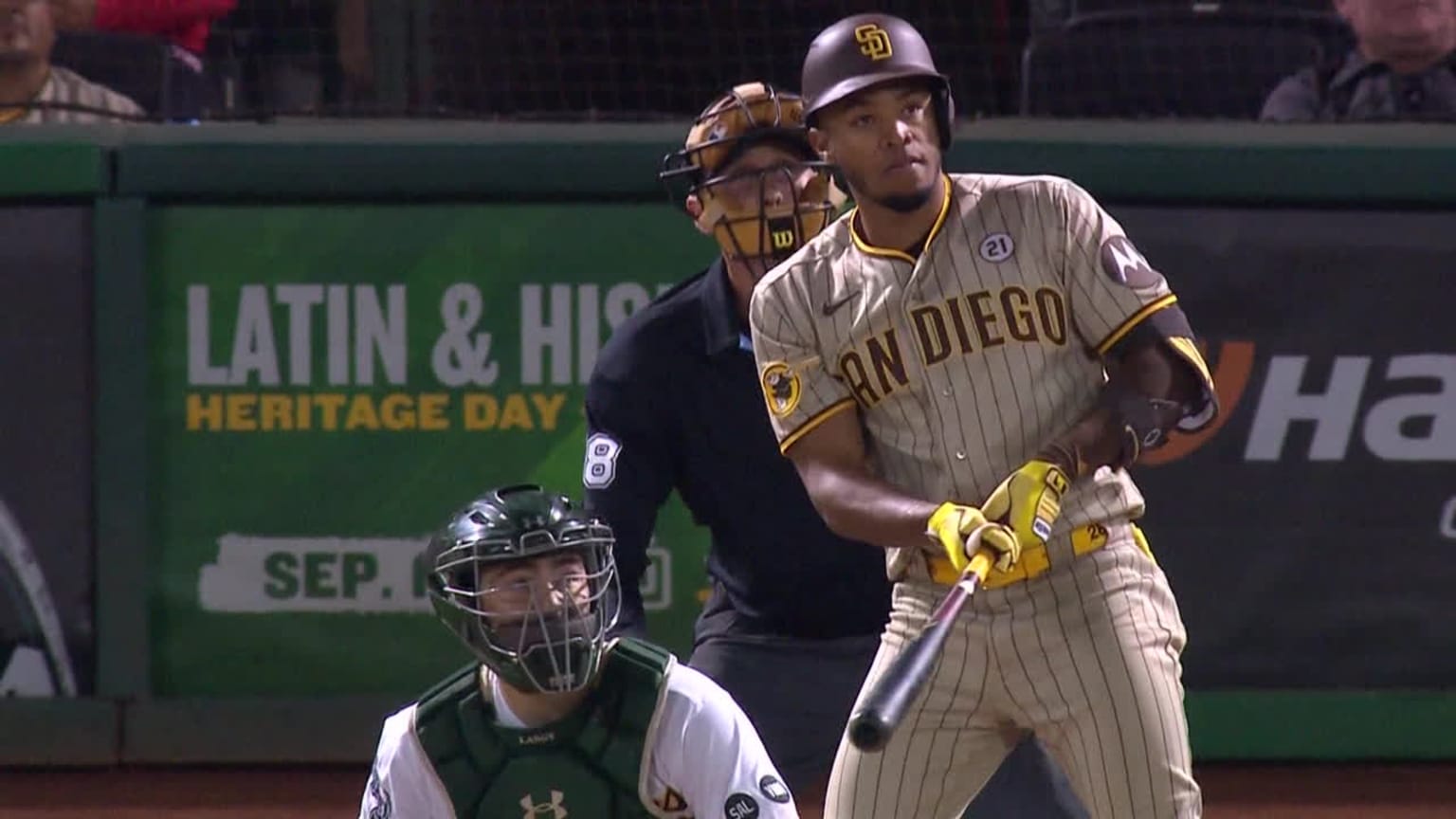 José Azocar demolishes a three-run homer in the 9th | 09/15/2023 | San ...