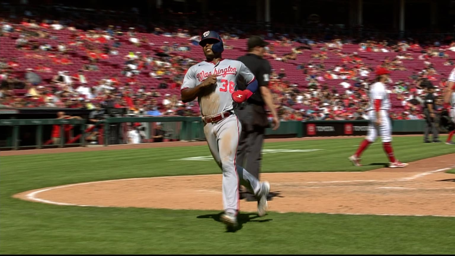 Lane Thomas rips an RBI double to left field | 08/06/2023 | Washington ...