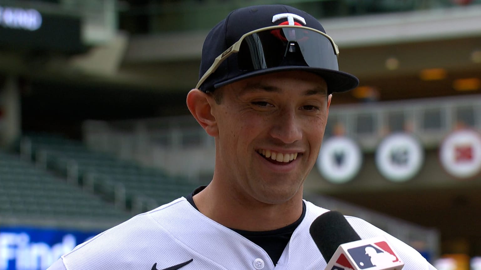 Brooks Lee on his game-winning hit, Twins' win, more | 04/09/2026 | MLB.com