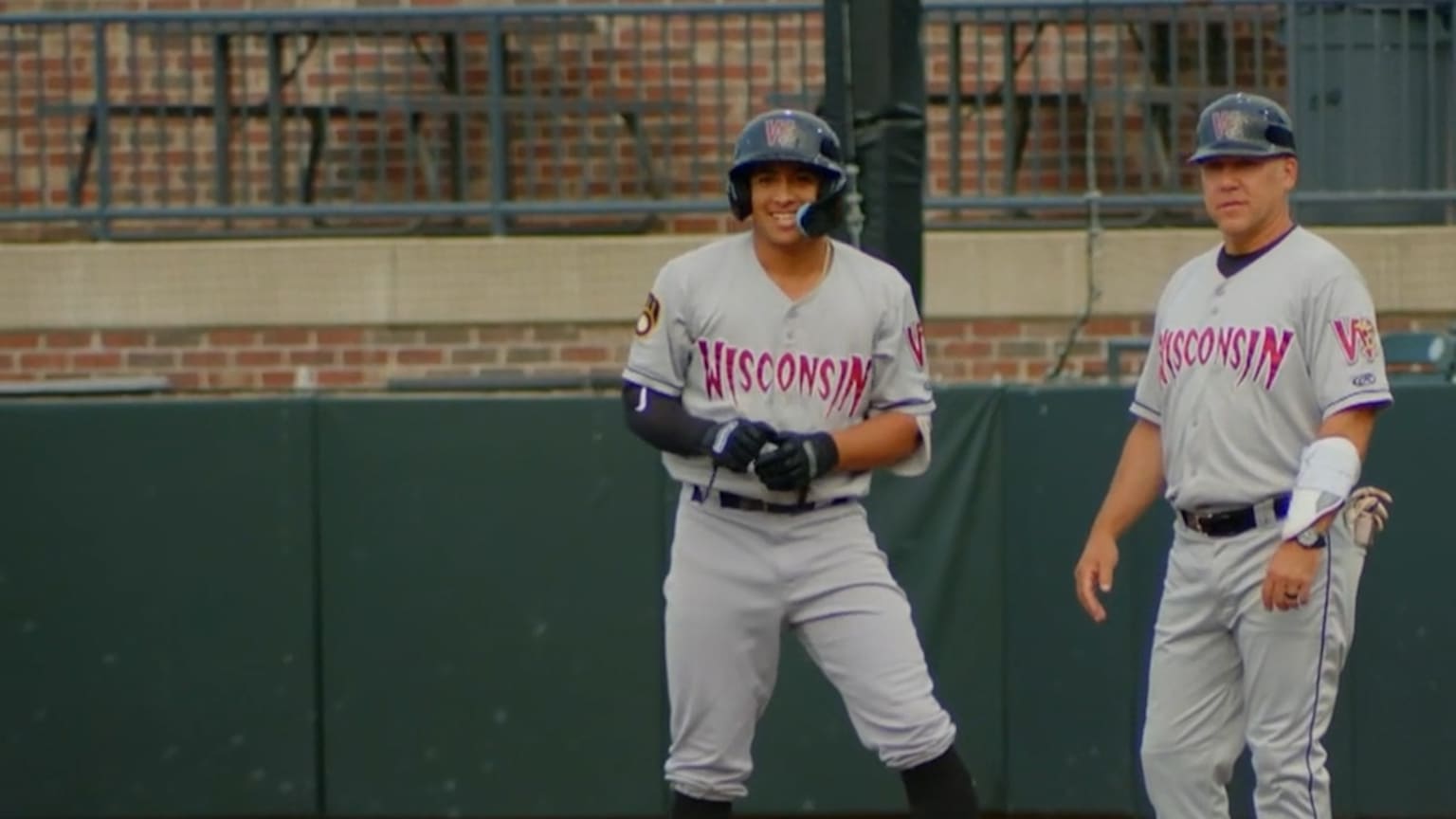 Jadher Areinamo's three-hit, two-steal game | 07/03/2024 | Milwaukee Brewers