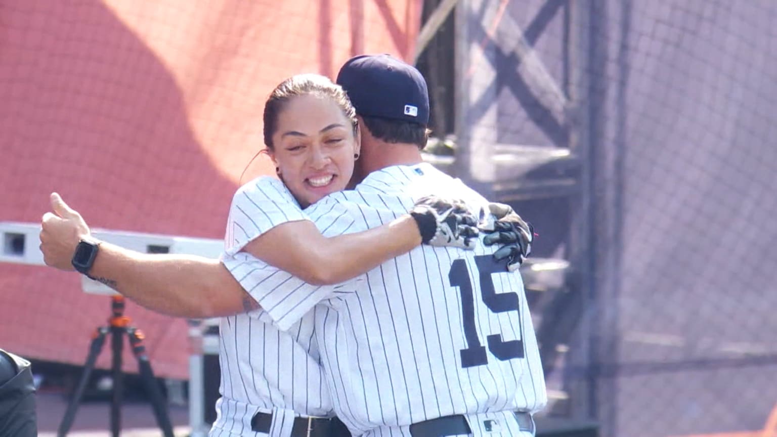 Steffy con la actitud mexicana | 10/16/2022 | MLB.com