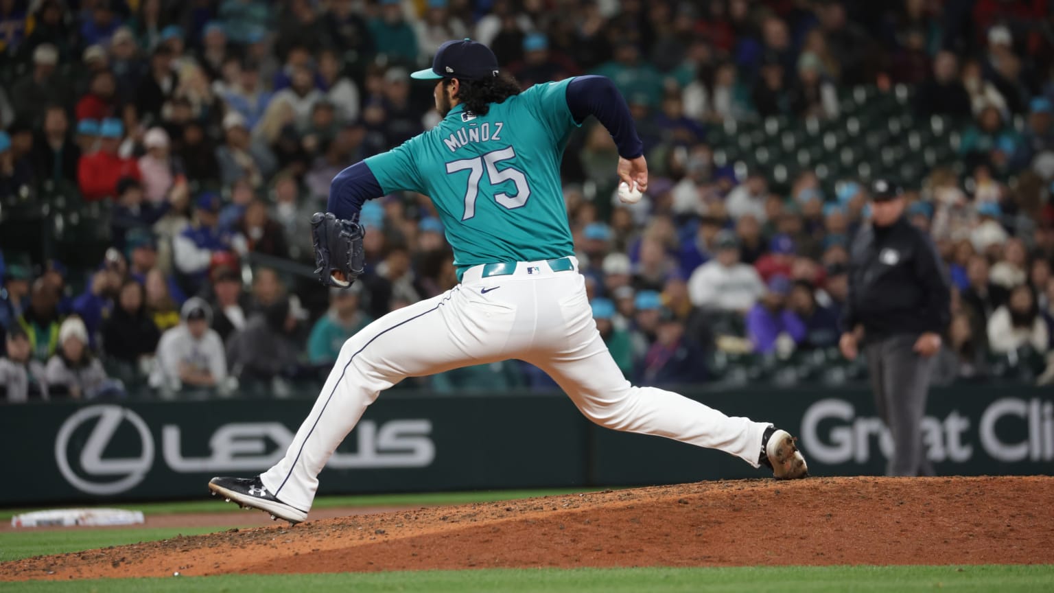 Andrés Muñoz secures the Mariners 3-1 win | 04/27/2024 | Seattle Mariners