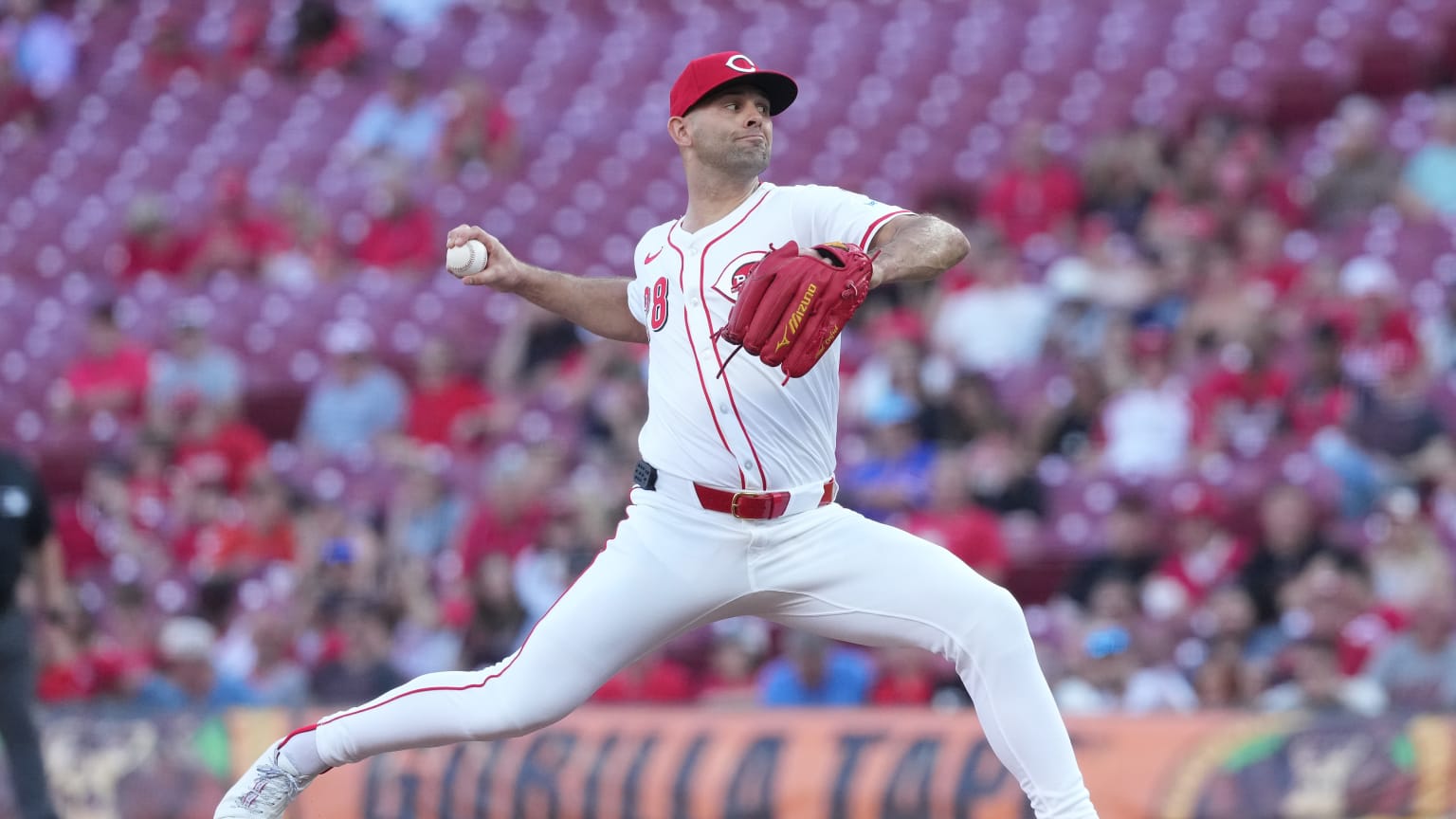 Nick Martinez strikes out three | 04/28/2025 | Cincinnati Reds
