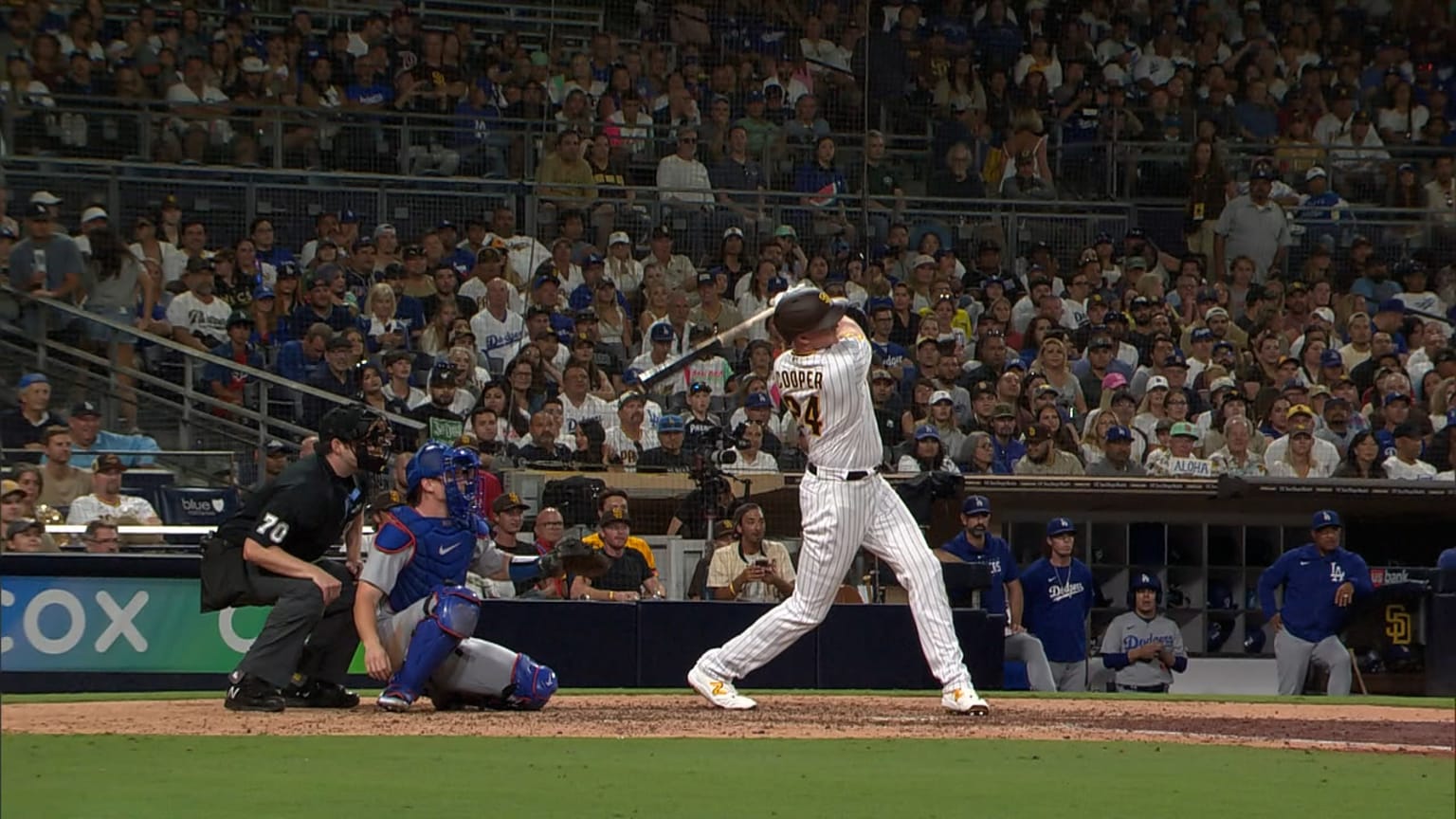 Garrett Cooper tallies first hit with Padres | 08/05/2023 | San Diego ...