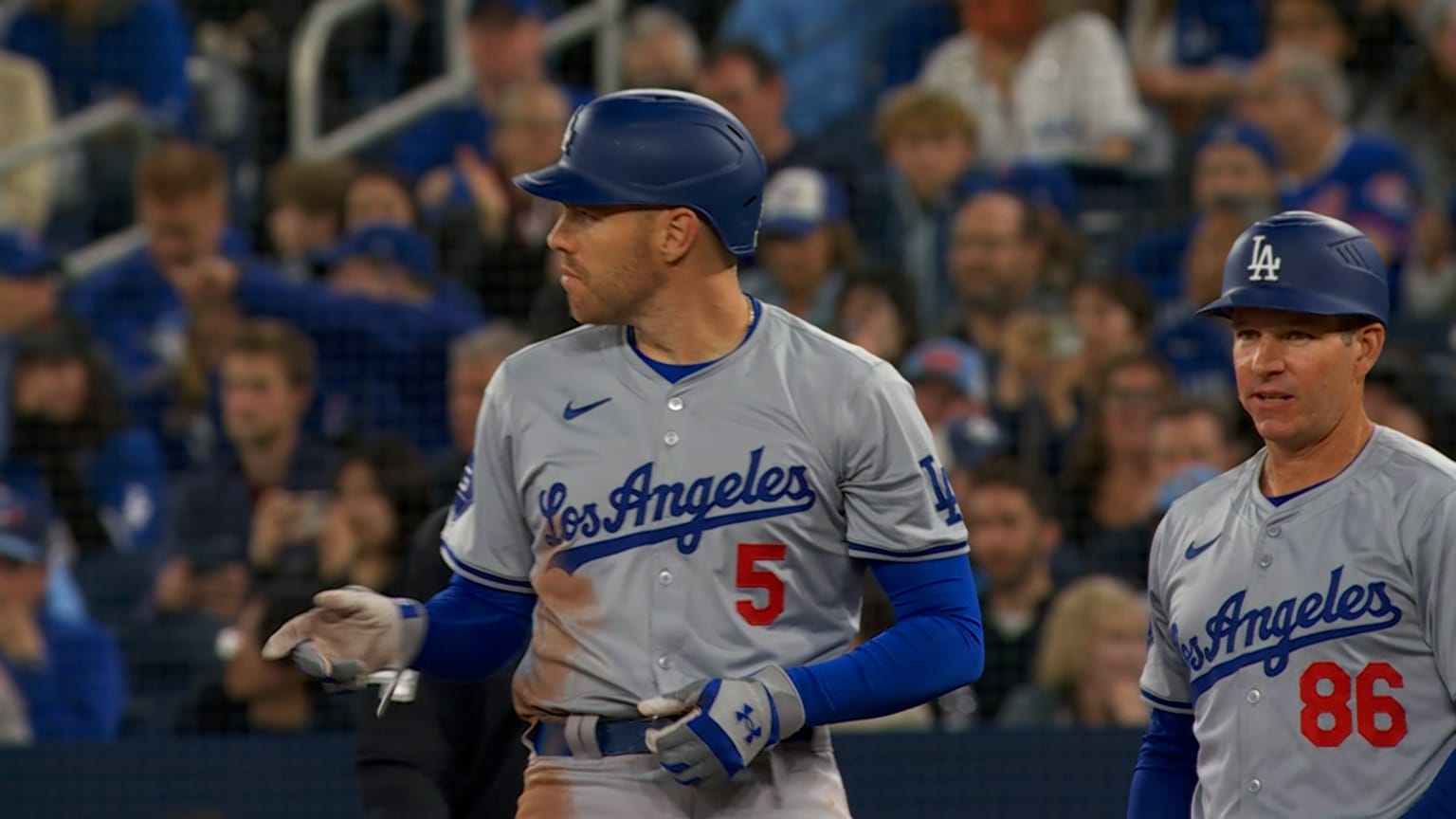 Freddie Freeman's RBI single | 04/26/2024 | Los Angeles Dodgers