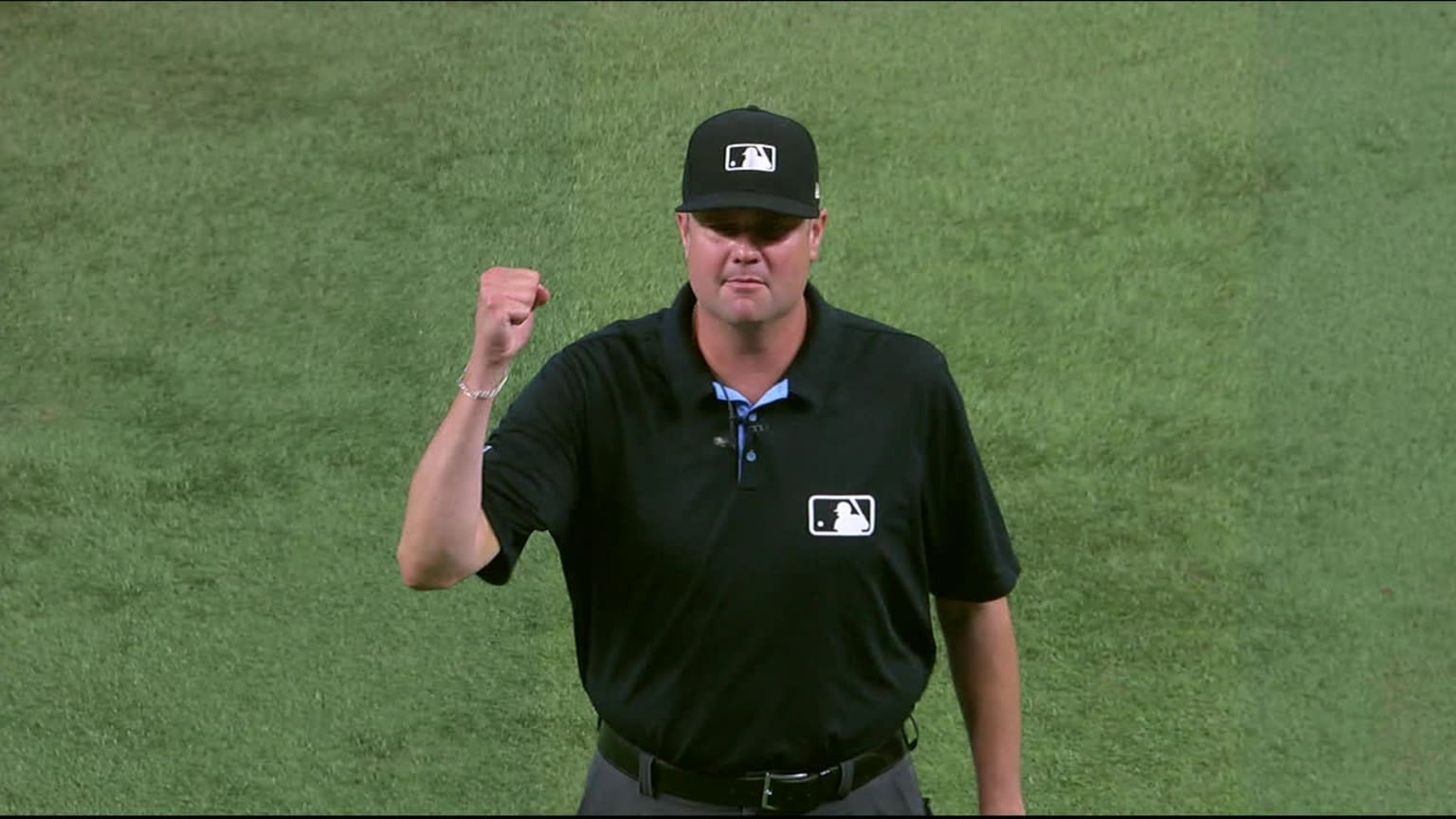 Liam Hicks retira a Tyler Tolbert tras revisión | 19/07/2025 | Los ...