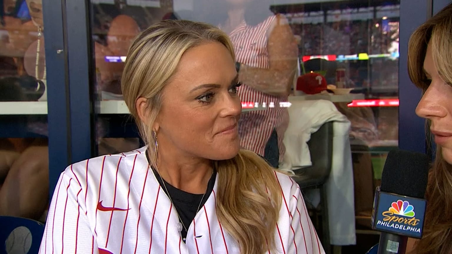 Jennie Finch on her pitching tour across the USA | 08/22/2023 | MLB.com