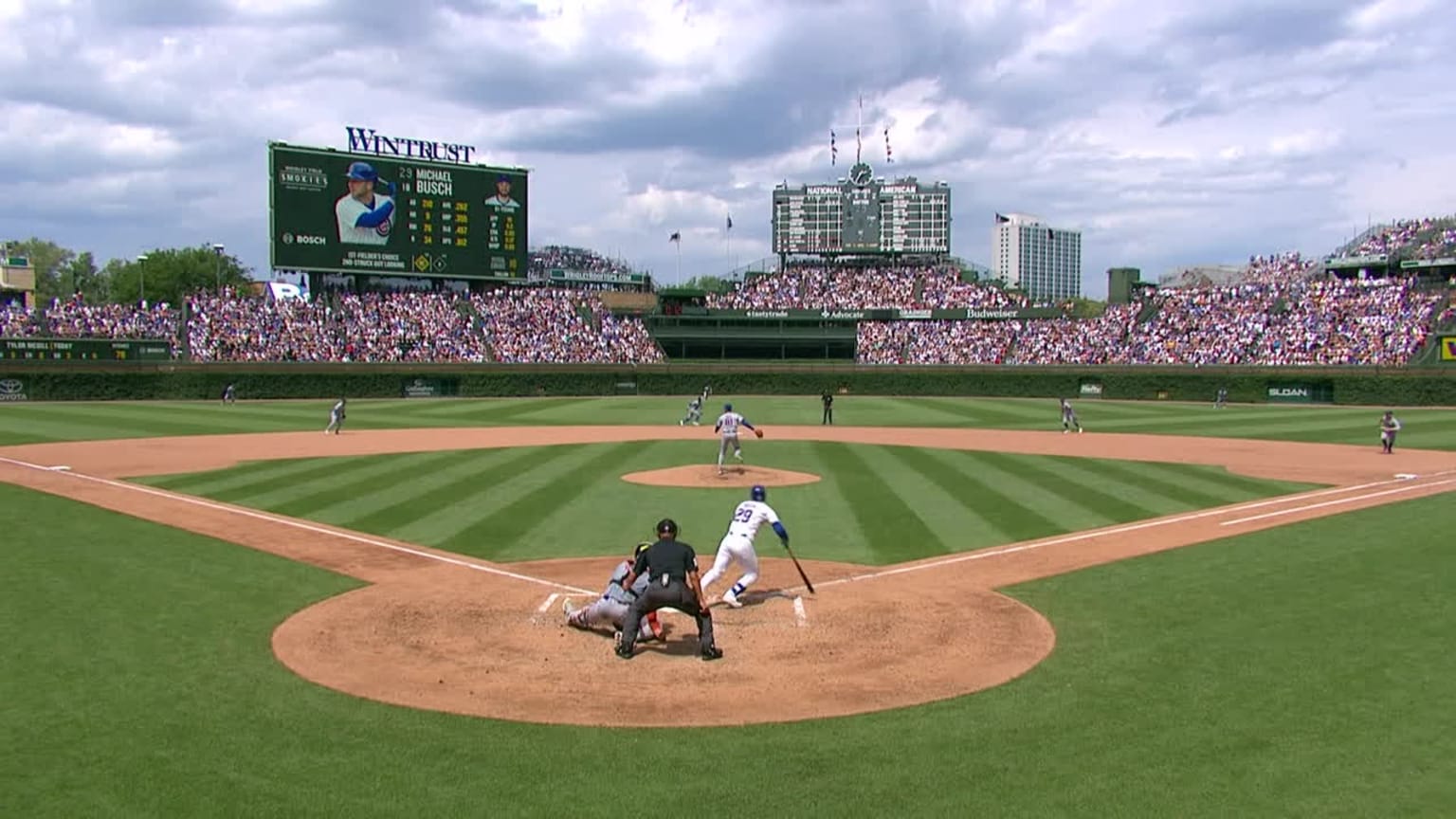 Jose Iglesias fields wacky deflection for the out | 06/22/2024 | MLB.com