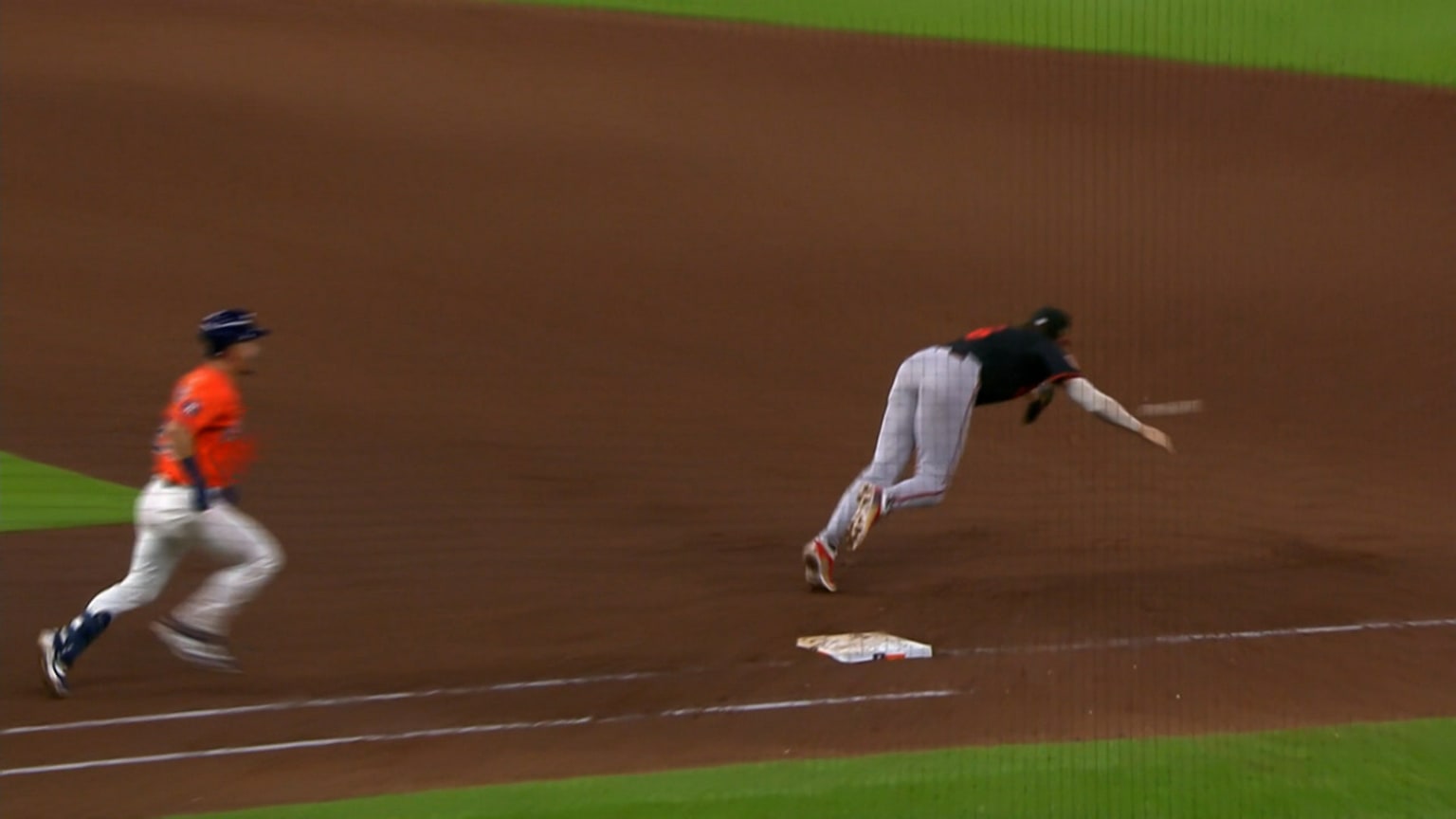 Brandon Young loses perfect game bid in the 8th | 08/15/2025 ...