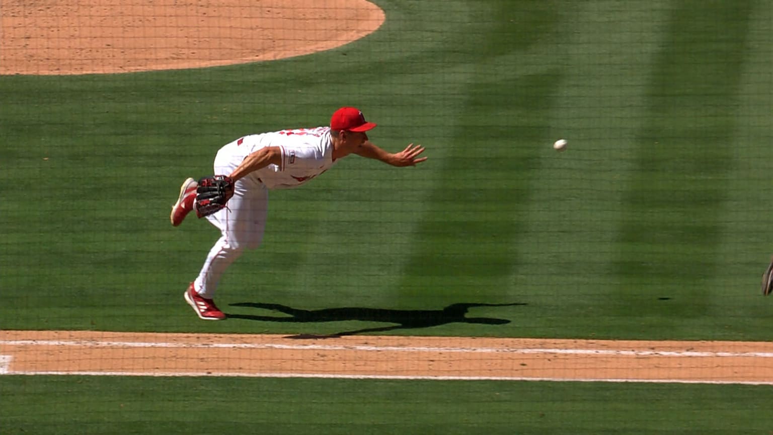 Brent Suter's nice flip play | 05/06/2026 | Los Angeles Angels